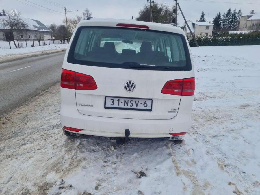 Balts Volkswagen Touran 2011 Kauņa, ar dzinēja tilpumu 1.60 L un nobraukumu 251 tūkst. km par 4999 €, foto 8 vietnē AUTOMOTO.COM.LV