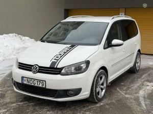 White Volkswagen Touran 2011 in Vilnius, with an engine capacity of 1.97 L and mileage of 344 thousand km for 4100 €, photo  on AUTOMOTO.COM.LV