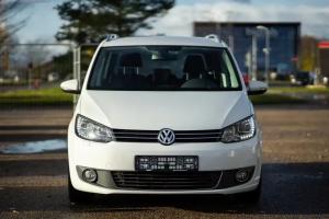 Balts Volkswagen Touran 2011 Liepāja, ar dzinēja tilpumu 1.20 L un nobraukumu 275 tūkst. km par 6950 €, foto 8 vietnē AUTOMOTO.COM.LV