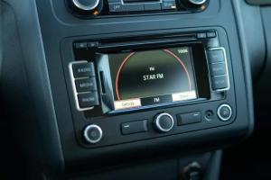 Balts Volkswagen Touran 2011 Liepāja, ar dzinēja tilpumu 1.20 L un nobraukumu 275 tūkst. km par 6950 €, foto 21 vietnē AUTOMOTO.COM.LV