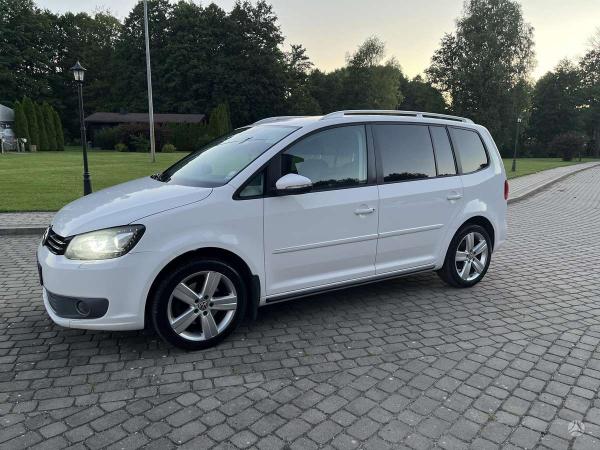 Balts Volkswagen Touran 2011 Druskininkai, ar dzinēja tilpumu 1.39 L un nobraukumu 275 tūkst. km par 4900 €, foto 3 vietnē AUTOMOTO.COM.LV