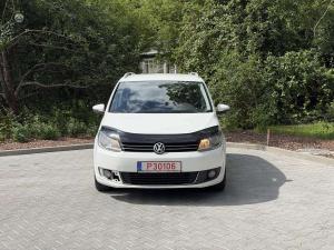 White Volkswagen Touran 2011 in Vilnius, with an engine capacity of 1.60 L and mileage of 214 thousand km for 3999 €, photo 9 on AUTOMOTO.COM.LV