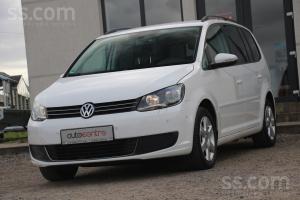 White Volkswagen Touran 2011 in Tukums, with an engine capacity of 1.60 L and mileage of 205 thousand km for 6358 €, photo 25 on AUTOMOTO.COM.LV