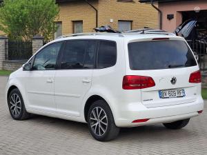 Balts Volkswagen Touran 2011 Tauragė, ar dzinēja tilpumu 1.60 L un nobraukumu 274 tūkst. km par 4600 €, foto 4 vietnē AUTOMOTO.COM.LV