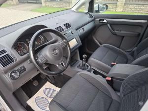 Balts Volkswagen Touran 2011 Tauragė, ar dzinēja tilpumu 1.60 L un nobraukumu 274 tūkst. km par 4600 €, foto 10 vietnē AUTOMOTO.COM.LV