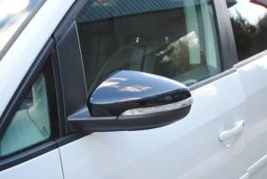 White Volkswagen Touran 2012 in Riga, with an engine capacity of 1.60 L and mileage of 238 thousand km for 7290 €, photo 20 on AUTOMOTO.COM.LV