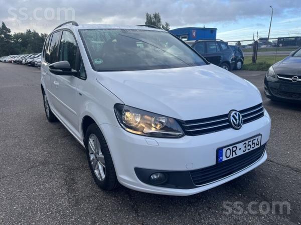 Balts Volkswagen Touran 2012 Rīga, ar dzinēja tilpumu 1.60 L un nobraukumu 0 tūkst. km par 5950 €, foto 3 vietnē AUTOMOTO.COM.LV