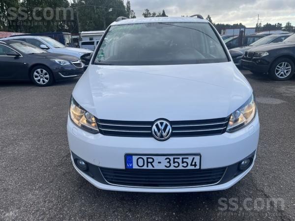 Balts Volkswagen Touran 2012 Rīga, ar dzinēja tilpumu 1.60 L un nobraukumu 0 tūkst. km par 5950 €, foto 4 vietnē AUTOMOTO.COM.LV