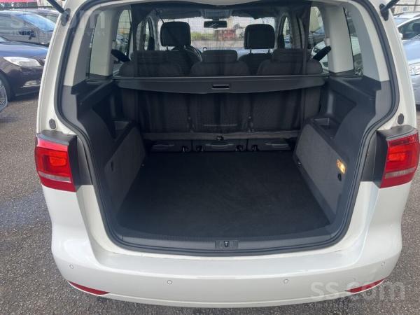 Balts Volkswagen Touran 2012 Rīga, ar dzinēja tilpumu 1.60 L un nobraukumu 0 tūkst. km par 5950 €, foto 9 vietnē AUTOMOTO.COM.LV