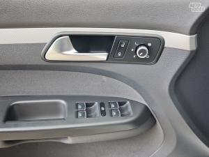 White Volkswagen Touran 2013 in Vilnius, with an engine capacity of 2.00 L and mileage of 264 thousand km for 6500 €, photo 18 on AUTOMOTO.COM.LV