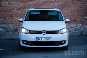 Balts Volkswagen Touran 2013 Liepāja, ar dzinēja tilpumu 2.00 L un nobraukumu 410 tūkst. km par 5750 €, foto 6 vietnē AUTOMOTO.COM.LV