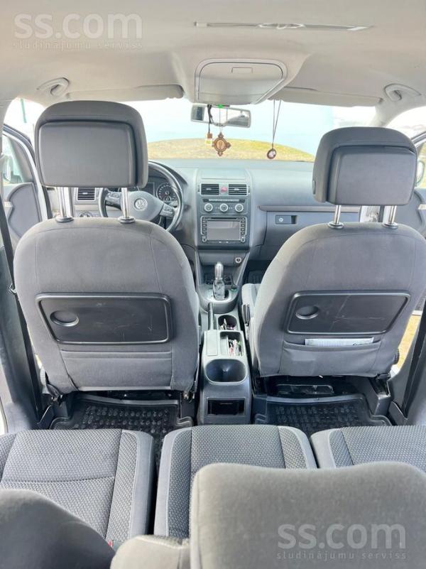 Balts Volkswagen Touran 2013 Ludza, ar dzinēja tilpumu 2.00 L un nobraukumu 301 tūkst. km par 5000 €, foto 6 vietnē AUTOMOTO.COM.LV