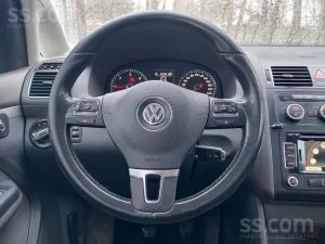 Balts Volkswagen Touran 2014 Rīga, ar dzinēja tilpumu 1.60 L un nobraukumu 0 tūkst. km par 5499 €, foto 10 vietnē AUTOMOTO.COM.LV