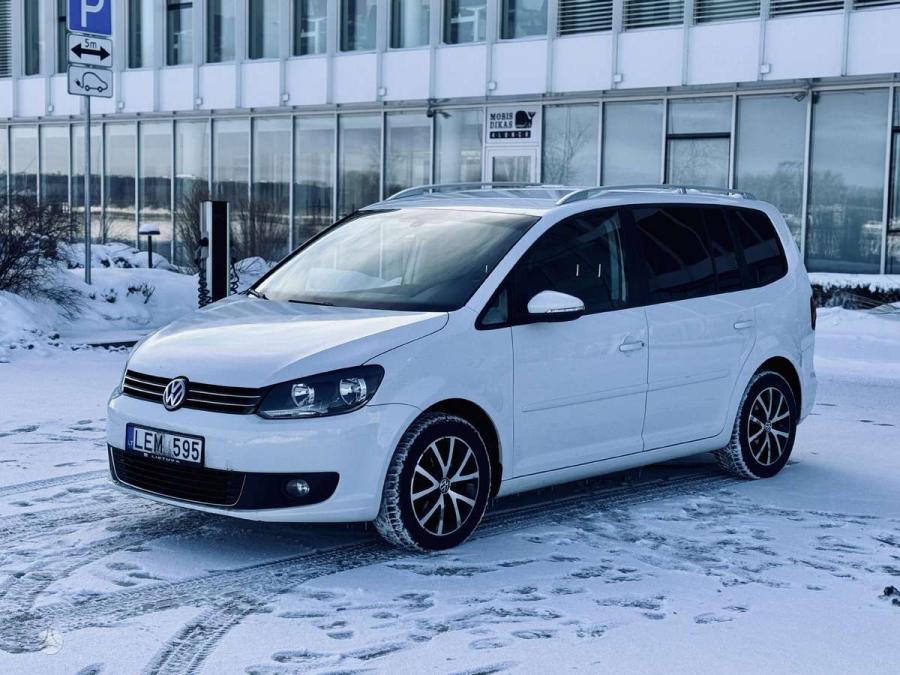 Balts Volkswagen Touran 2014 Viļņa, ar dzinēja tilpumu 1.60 L un nobraukumu 265 tūkst. km par 6650 €, foto 1 vietnē AUTOMOTO.COM.LV