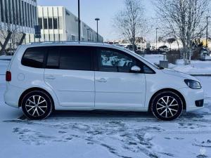Balts Volkswagen Touran 2014 Viļņa, ar dzinēja tilpumu 1.60 L un nobraukumu 265 tūkst. km par 6650 €, foto 8 vietnē AUTOMOTO.COM.LV