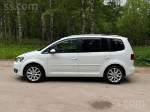 Balts Volkswagen Touran 2014 Rīga, ar dzinēja tilpumu 1.60 L un nobraukumu 0 tūkst. km par 4799 €, foto 3 vietnē AUTOMOTO.COM.LV