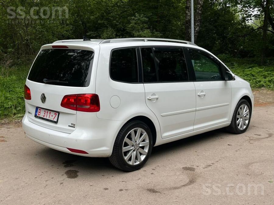 Balts Volkswagen Touran 2014 Rīga, ar dzinēja tilpumu 1.60 L un nobraukumu 0 tūkst. km par 4799 €, foto 6 vietnē AUTOMOTO.COM.LV