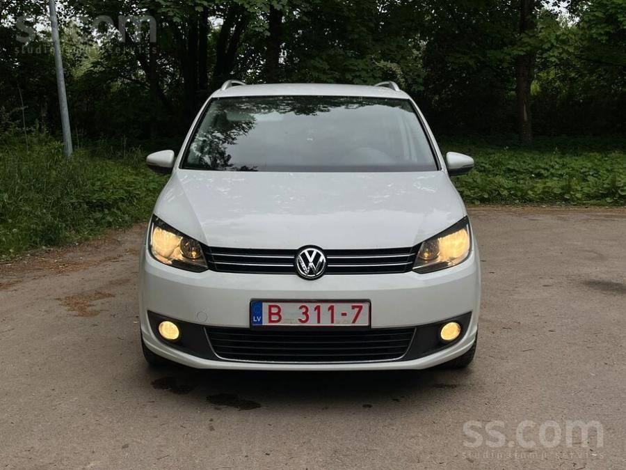 Balts Volkswagen Touran 2014 Rīga, ar dzinēja tilpumu 1.60 L un nobraukumu 0 tūkst. km par 4799 €, foto 9 vietnē AUTOMOTO.COM.LV