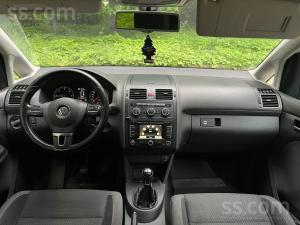 Balts Volkswagen Touran 2014 Rīga, ar dzinēja tilpumu 1.60 L un nobraukumu 0 tūkst. km par 4799 €, foto 11 vietnē AUTOMOTO.COM.LV