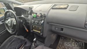 Balts Volkswagen Touran 2014 Valmiera, ar dzinēja tilpumu 2.00 L un nobraukumu 240 tūkst. km par 5200 €, foto 7 vietnē AUTOMOTO.COM.LV