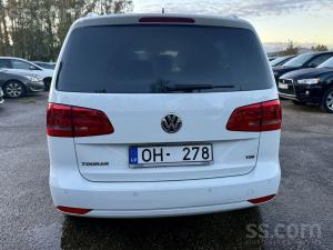 White Volkswagen Touran 2015 in Riga, with an engine capacity of 1.60 L and mileage of 0 thousand km for 6750 €, photo 6 on AUTOMOTO.COM.LV