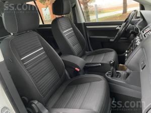 White Volkswagen Touran 2015 in Cesis, with an engine capacity of 1.20 L and mileage of 256 thousand km for 7200 €, photo 20 on AUTOMOTO.COM.LV