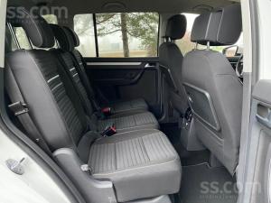 White Volkswagen Touran 2015 in Cesis, with an engine capacity of 1.20 L and mileage of 256 thousand km for 7200 €, photo 21 on AUTOMOTO.COM.LV