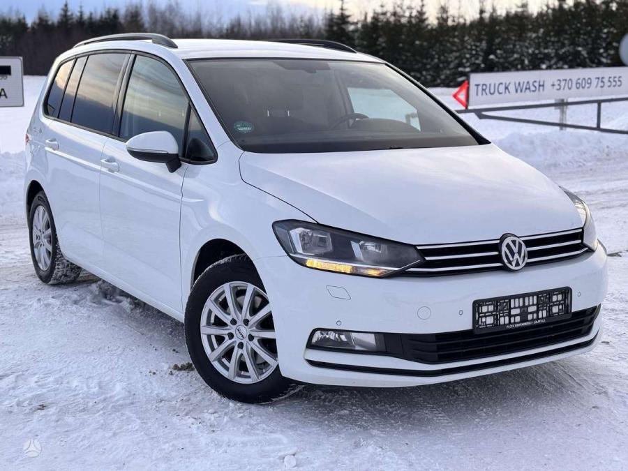 Balts Volkswagen Touran 2015 Raseiniai, ar dzinēja tilpumu 1.97 L un nobraukumu 252 tūkst. km par 10500 €, foto 4 vietnē AUTOMOTO.COM.LV