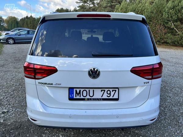 Balts Volkswagen Touran 2015 Mažeikiai, ar dzinēja tilpumu 1.60 L un nobraukumu 290 tūkst. km par 9200 €, foto 3 vietnē AUTOMOTO.COM.LV