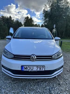 Balts Volkswagen Touran 2015 Mažeikiai, ar dzinēja tilpumu 1.60 L un nobraukumu 290 tūkst. km par 9200 €, foto 7 vietnē AUTOMOTO.COM.LV