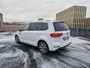 Balts Volkswagen Touran 2016 Viļņa, ar dzinēja tilpumu 1.80 L un nobraukumu 174 tūkst. km par 11200 €, foto 2 vietnē AUTOMOTO.COM.LV