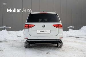 Balts Volkswagen Touran 2016 Viļņa, ar dzinēja tilpumu 1.80 L un nobraukumu 142 tūkst. km par 12300 €, foto 5 vietnē AUTOMOTO.COM.LV