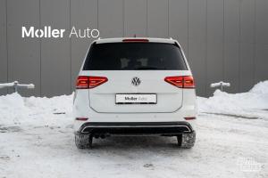 White Volkswagen Touran 2016 in Vilnius, with an engine capacity of 1.80 L and mileage of 142 thousand km for 12300 €, photo 5 on AUTOMOTO.COM.LV