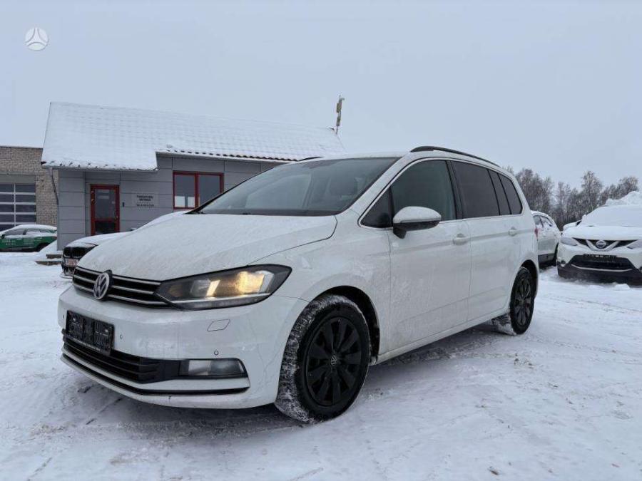 Balts Volkswagen Touran 2016 Radviliškis, ar dzinēja tilpumu 1.60 L un nobraukumu 333 tūkst. km par 7199 €, foto 1 vietnē AUTOMOTO.COM.LV