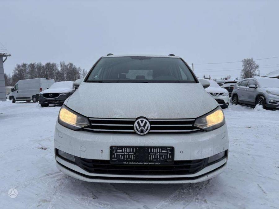 Balts Volkswagen Touran 2016 Radviliškis, ar dzinēja tilpumu 1.60 L un nobraukumu 333 tūkst. km par 7199 €, foto 5 vietnē AUTOMOTO.COM.LV