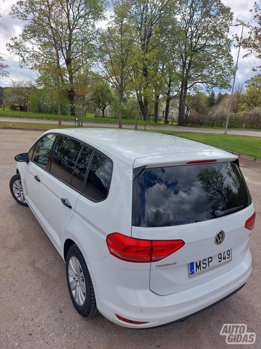 Balts Volkswagen Touran 2016 Mažeikiai, ar dzinēja tilpumu 1.60 L un nobraukumu 307 tūkst. km par 8950 €, foto 10 vietnē AUTOMOTO.COM.LV