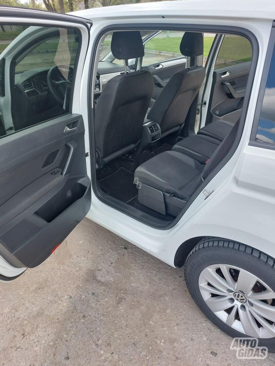 Balts Volkswagen Touran 2016 Mažeikiai, ar dzinēja tilpumu 1.60 L un nobraukumu 307 tūkst. km par 8950 €, foto 17 vietnē AUTOMOTO.COM.LV