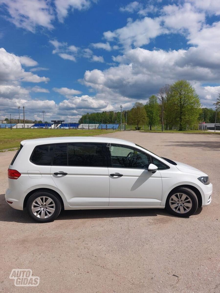 Balts Volkswagen Touran 2016 Mažeikiai, ar dzinēja tilpumu 1.60 L un nobraukumu 307 tūkst. km par 8950 €, foto 23 vietnē AUTOMOTO.COM.LV
