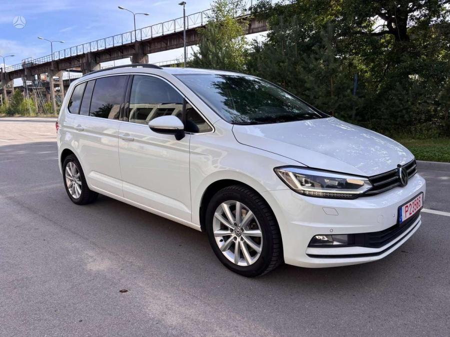 Balts Volkswagen Touran 2016 Kauņa, ar dzinēja tilpumu 1.97 L un nobraukumu 322 tūkst. km par 10950 €, foto 3 vietnē AUTOMOTO.COM.LV