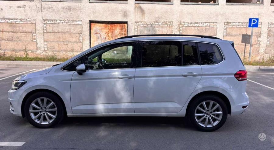 Balts Volkswagen Touran 2016 Kauņa, ar dzinēja tilpumu 1.97 L un nobraukumu 322 tūkst. km par 10950 €, foto 7 vietnē AUTOMOTO.COM.LV
