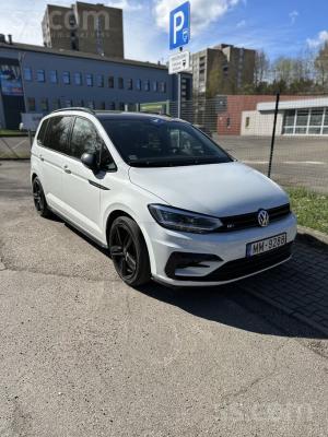 Balts Volkswagen Touran 2016 Rīga, ar dzinēja tilpumu 1.80 L un nobraukumu 175 tūkst. km par 15500 €, foto  vietnē AUTOMOTO.COM.LV