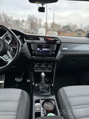 Balts Volkswagen Touran 2016 Rīga, ar dzinēja tilpumu 1.80 L un nobraukumu 175 tūkst. km par 15500 €, foto 5 vietnē AUTOMOTO.COM.LV