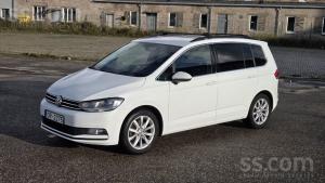 Balts Volkswagen Touran 2016 Liepāja, ar dzinēja tilpumu 1.60 L un nobraukumu 362 tūkst. km par 7800 €, foto 1 vietnē AUTOMOTO.COM.LV