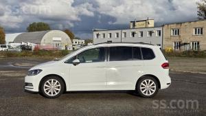 Balts Volkswagen Touran 2016 Liepāja, ar dzinēja tilpumu 1.60 L un nobraukumu 362 tūkst. km par 7800 €, foto 6 vietnē AUTOMOTO.COM.LV