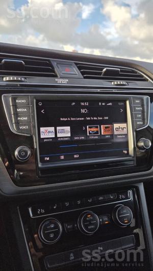Balts Volkswagen Touran 2016 Liepāja, ar dzinēja tilpumu 1.60 L un nobraukumu 362 tūkst. km par 7800 €, foto 18 vietnē AUTOMOTO.COM.LV