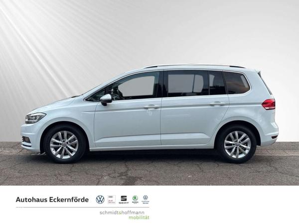 Balts Volkswagen Touran 2017 Kauņa, ar dzinēja tilpumu 2.00 L un nobraukumu 75 tūkst. km par 24954 €, foto 3 vietnē AUTOMOTO.COM.LV