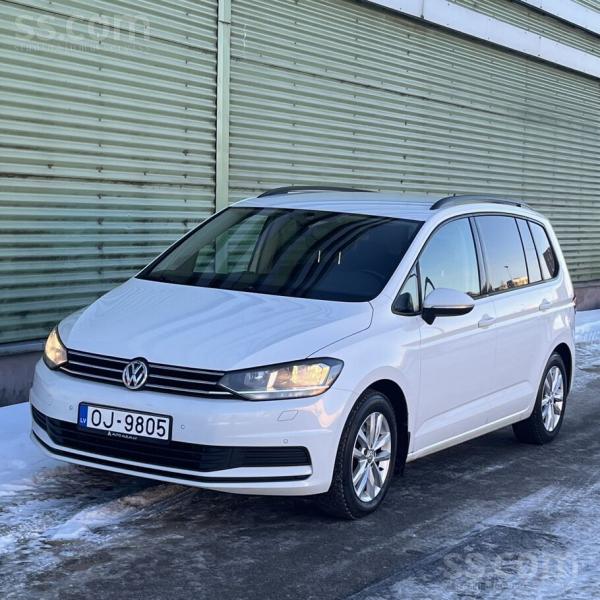 Balts Volkswagen Touran 2017 Rīga, ar dzinēja tilpumu 1.60 L un nobraukumu 281 tūkst. km par 11300 €, foto 1 vietnē AUTOMOTO.COM.LV
