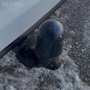 Balts Volkswagen Touran 2017 Rīga, ar dzinēja tilpumu 1.60 L un nobraukumu 281 tūkst. km par 10600 €, foto 28 vietnē AUTOMOTO.COM.LV