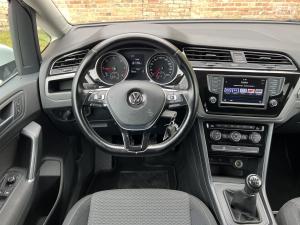 Balts Volkswagen Touran 2017 Kėdainiai, ar dzinēja tilpumu 1.60 L un nobraukumu 306 tūkst. km par 8850 €, foto 16 vietnē AUTOMOTO.COM.LV