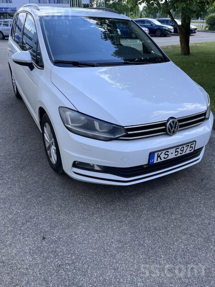 Balts Volkswagen Touran 2017 Rīga, ar dzinēja tilpumu 1.40 L un nobraukumu 250 tūkst. km par 7800 €, foto 3 vietnē AUTOMOTO.COM.LV